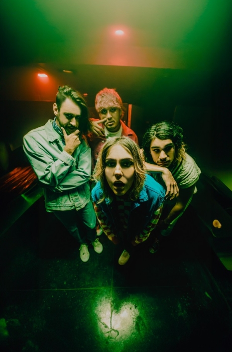 Stand Atlantic unleashed angsty new track 'Sex On The Beach' • GRIMM Gent