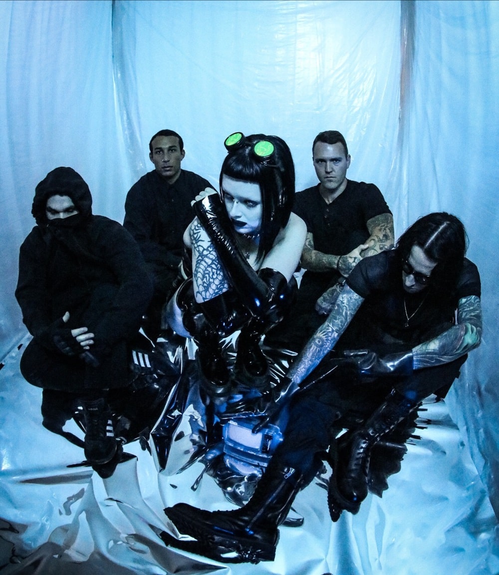 Wristmeetrazor share new music video for 'Dogdaygod' • GRIMM Gent