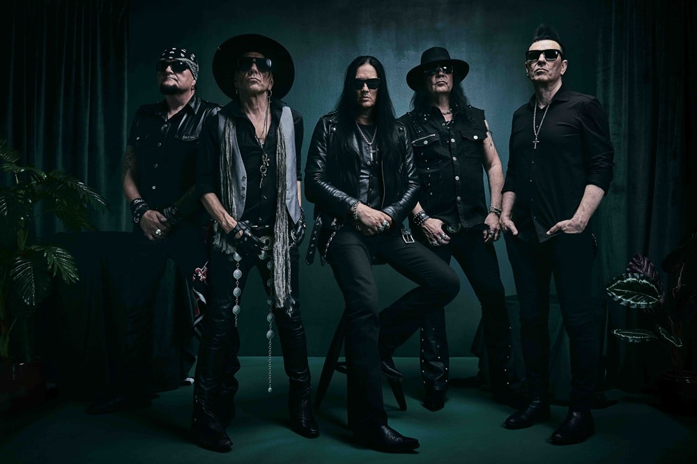 The 69 Eyes announce signing to BLKIIBLK and unveil new track • GRIMM Gent